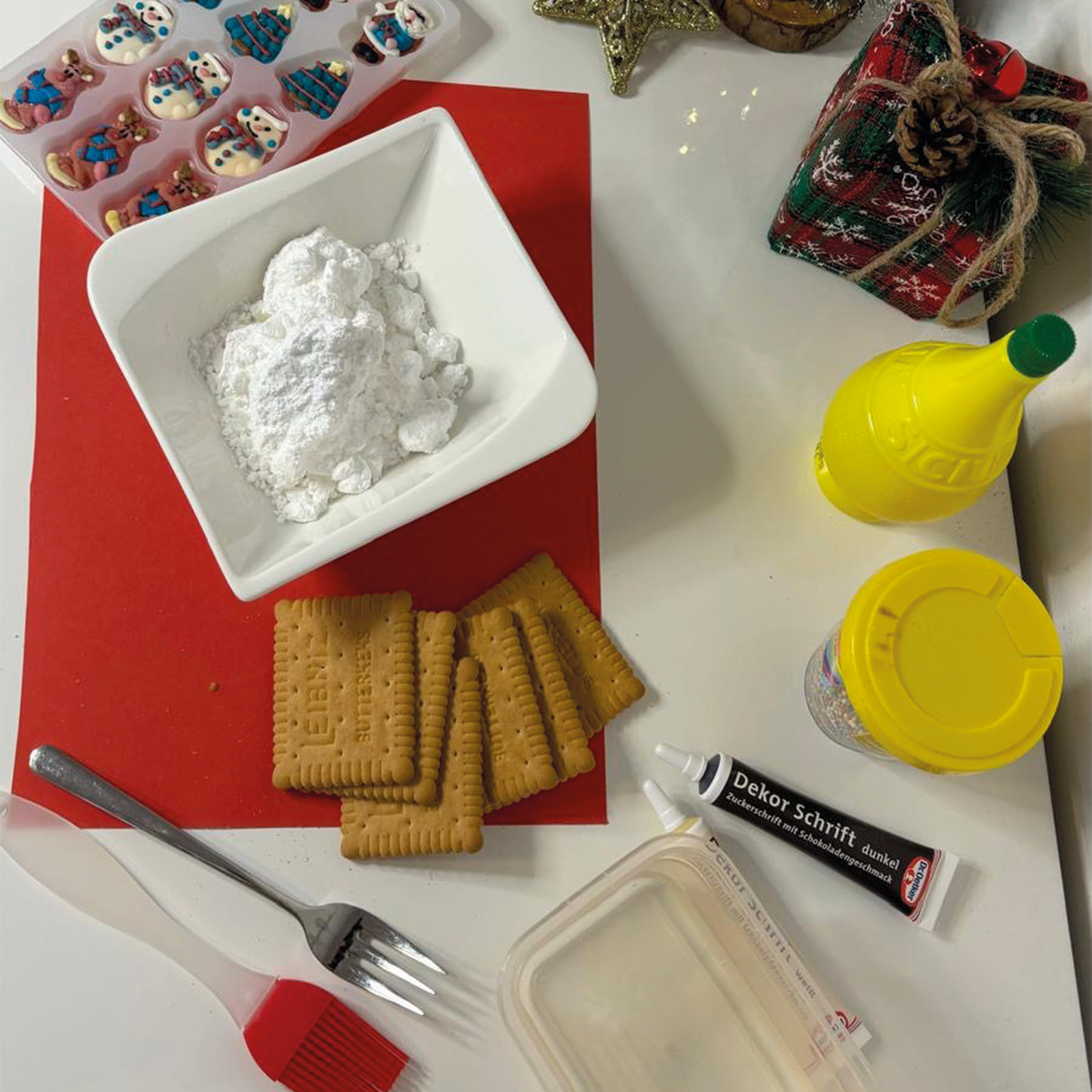 Weihnachtliches Keks Häuschen